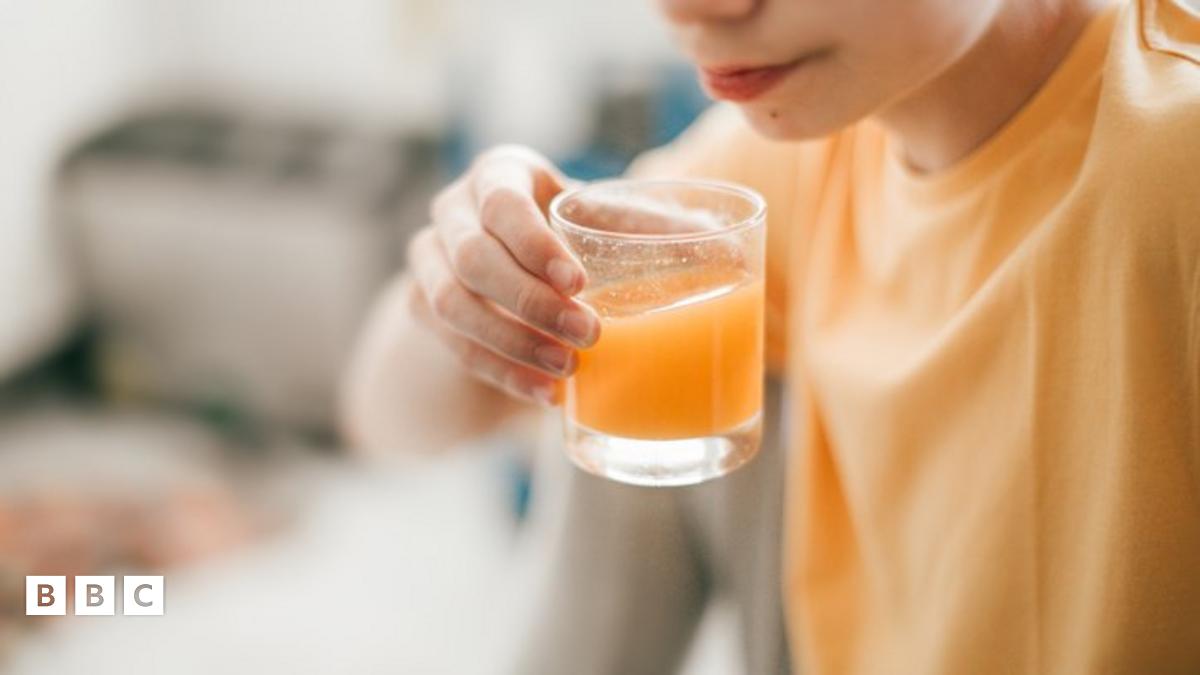 Inflation: Why is orange juice getting more expensive? - BBC Newsround