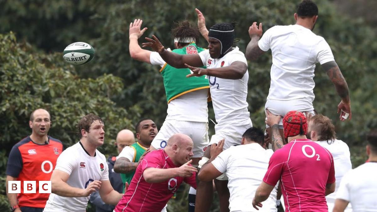 Why do England rugby fans sing slave song Swing Low, Sweet Chariot ...
