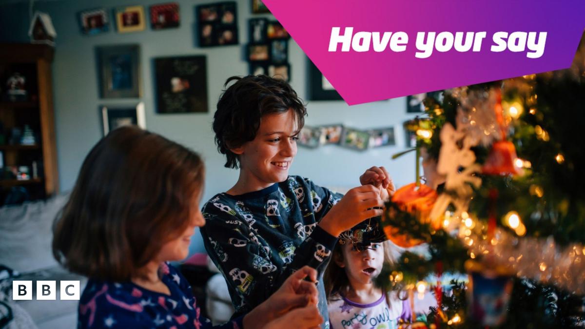 Christmas decorations: Have you put yours up yet? - BBC Newsround