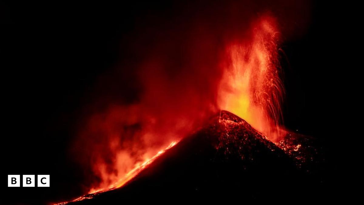 Mount Etna: Catania airport closed volcano in pictures - BBC Newsround