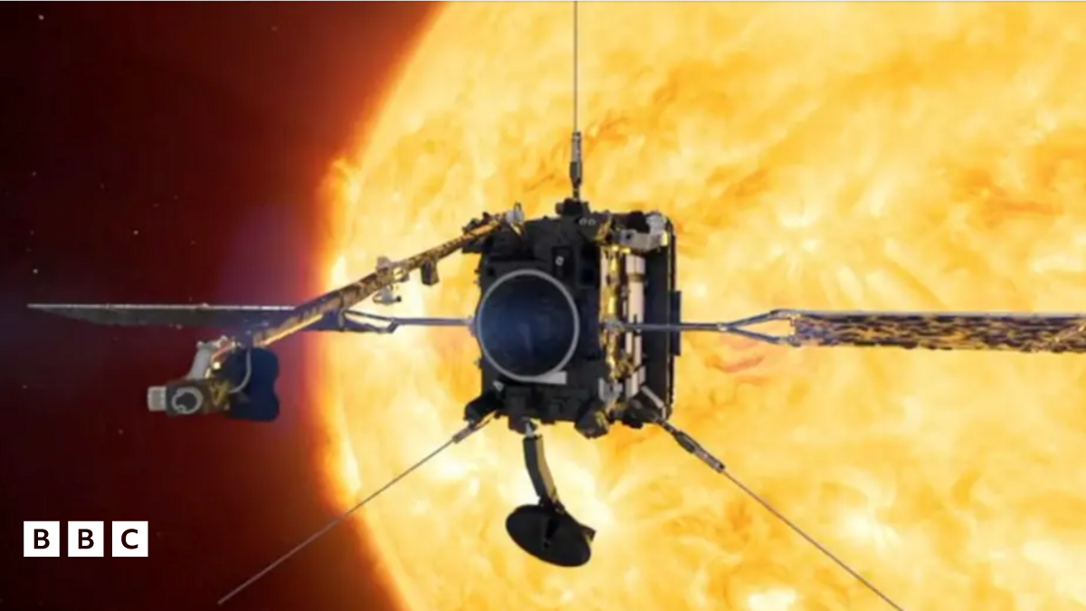 First pictures of the Sun's south pole taken - BBC Newsround