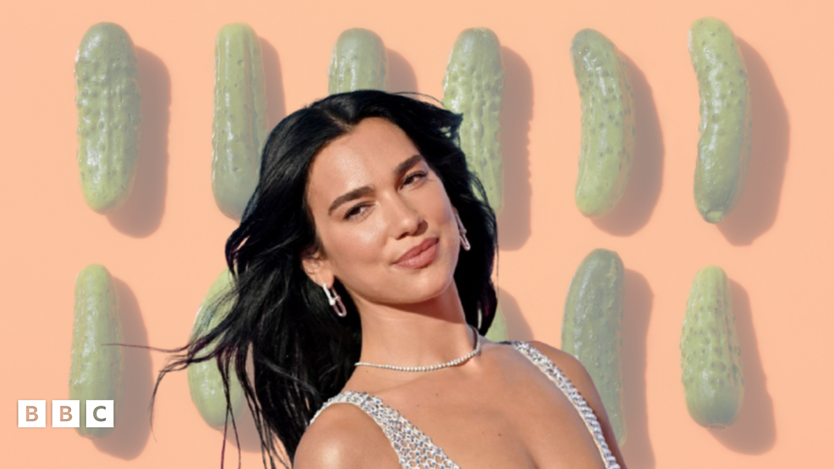 Weird food: Dua Lipa drinks coke with Pickle Juices - BBC Newsround