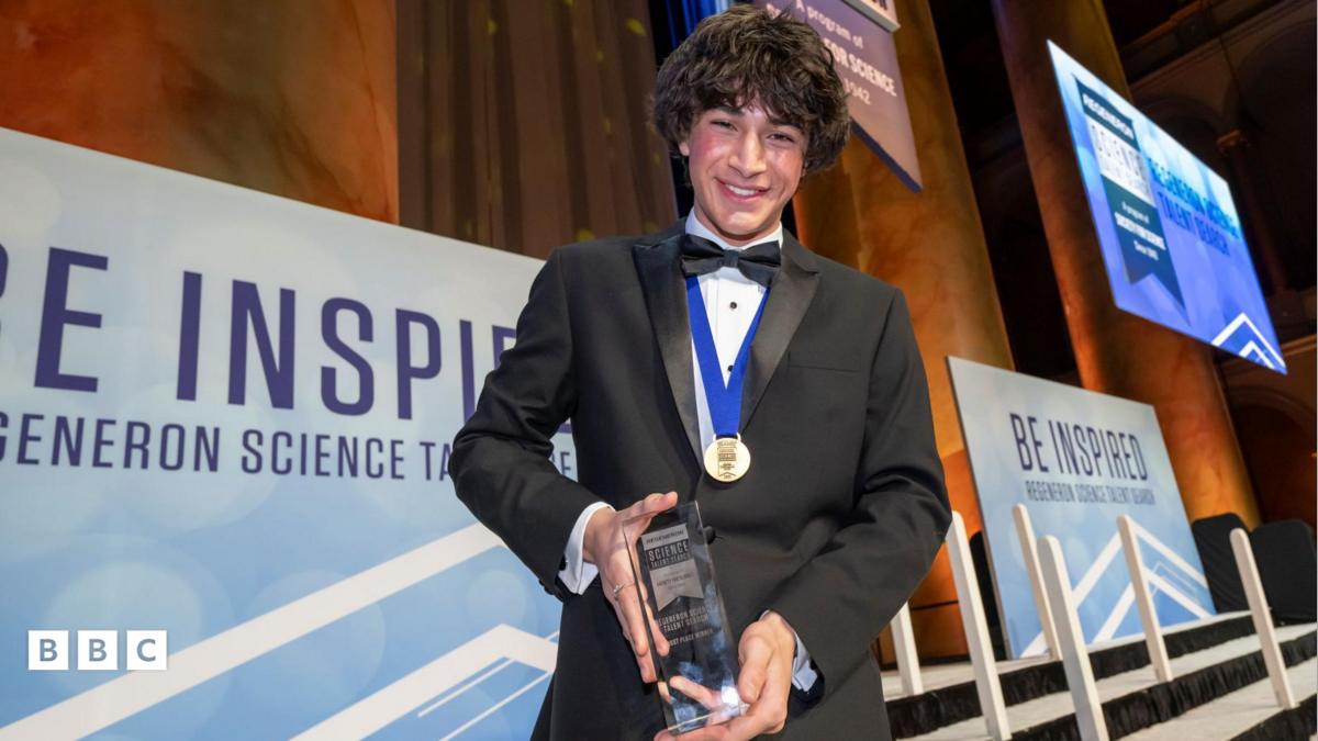 Teenager wins huge cash prize in science competition - BBC Newsround