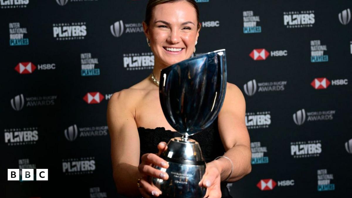 England's Ellie Kildunne crowned World's best rugby player - BBC Newsround