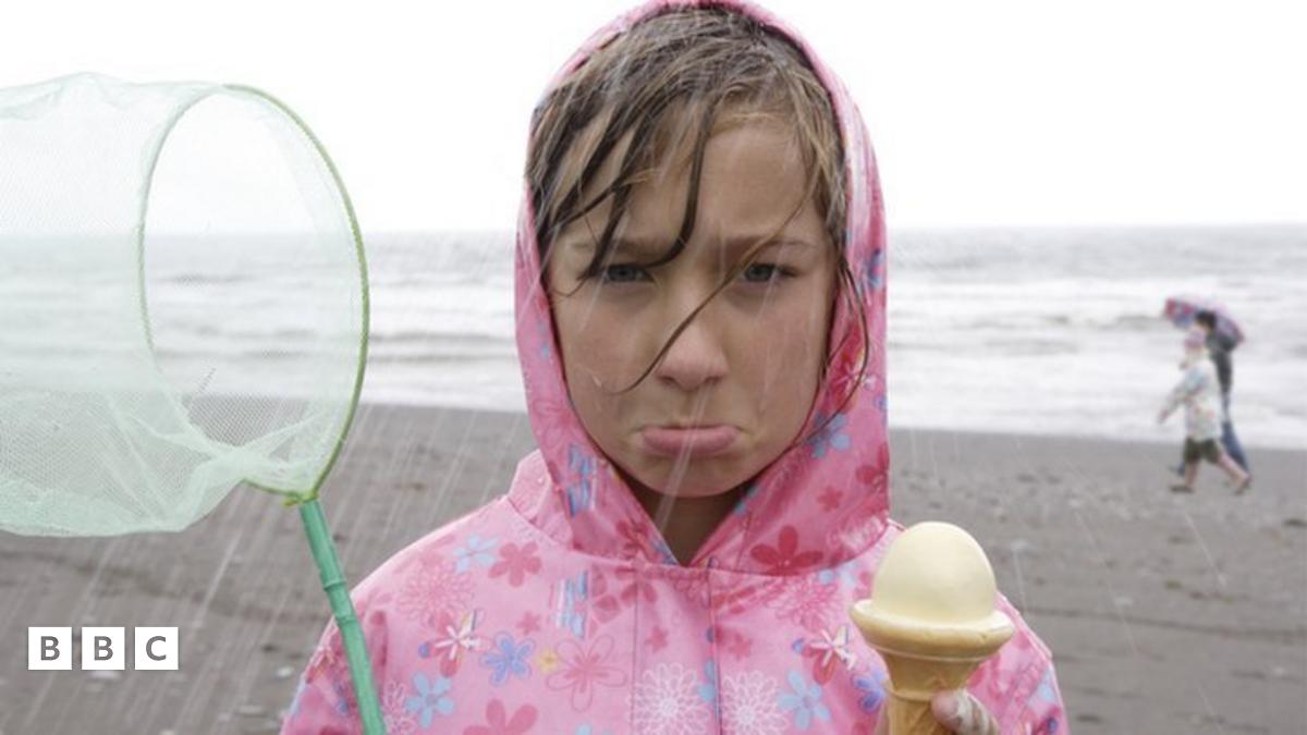UK Weather: Why is there so much rain right now? - BBC Newsround