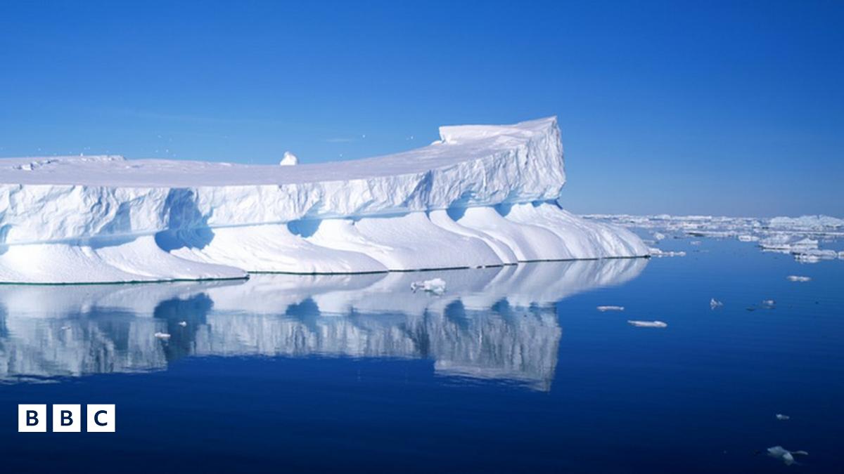 A23a: World's biggest iceberg on the move in the Antarctic Ocean - BBC ...