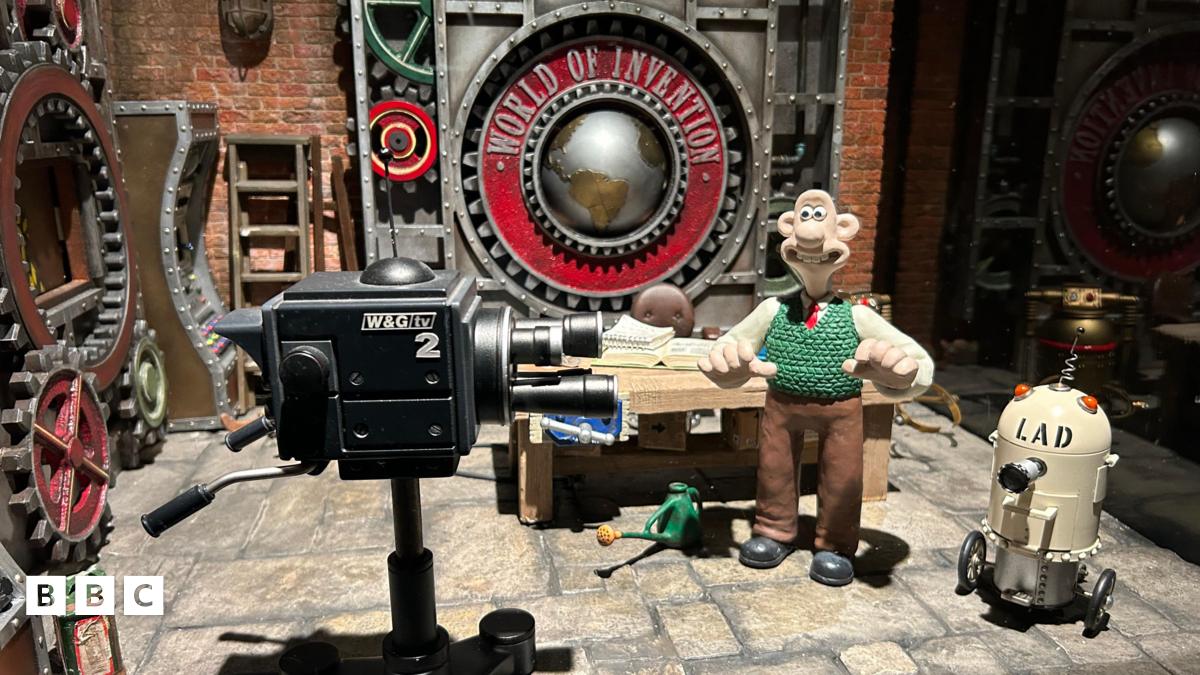 Aardman: Wallace & Gromit creator's new Young V&A exhibition - BBC ...