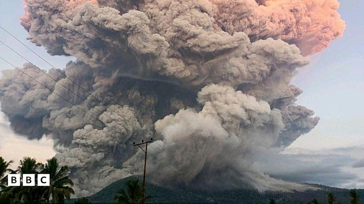 Mount Lewotobi Laki-Laki: One of Indonesia's most active volcanoes erupts - BBC Newsround