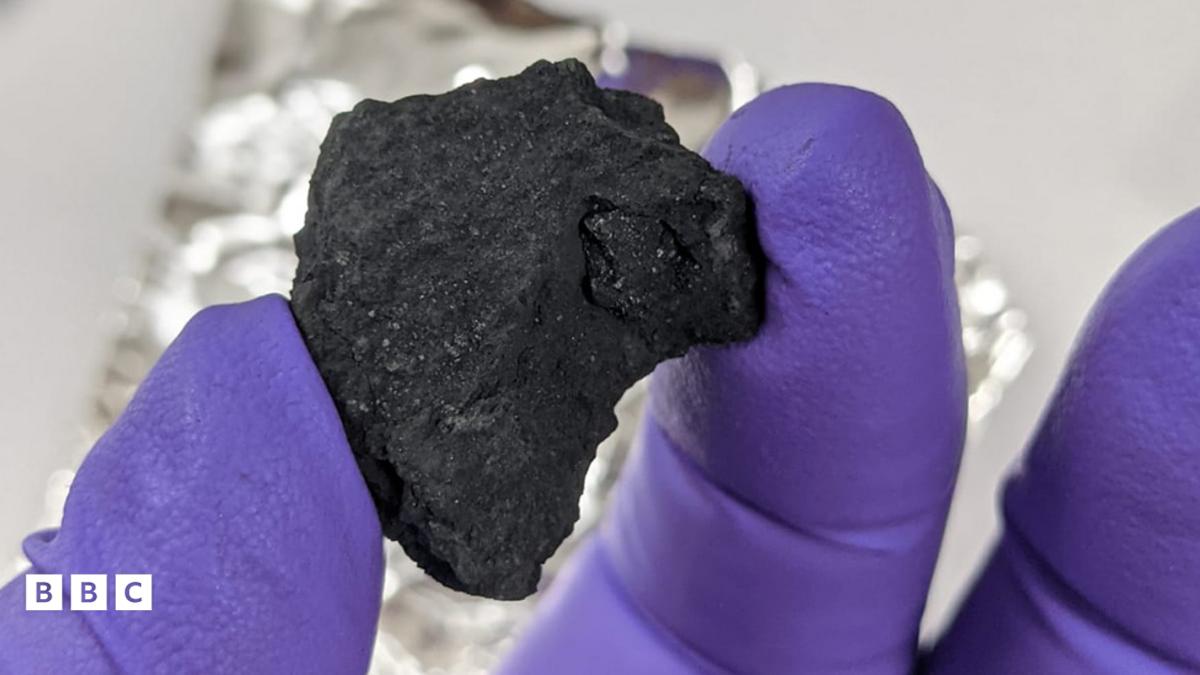 Winchcombe meteorite: Could water have come to Earth from space? - BBC ...