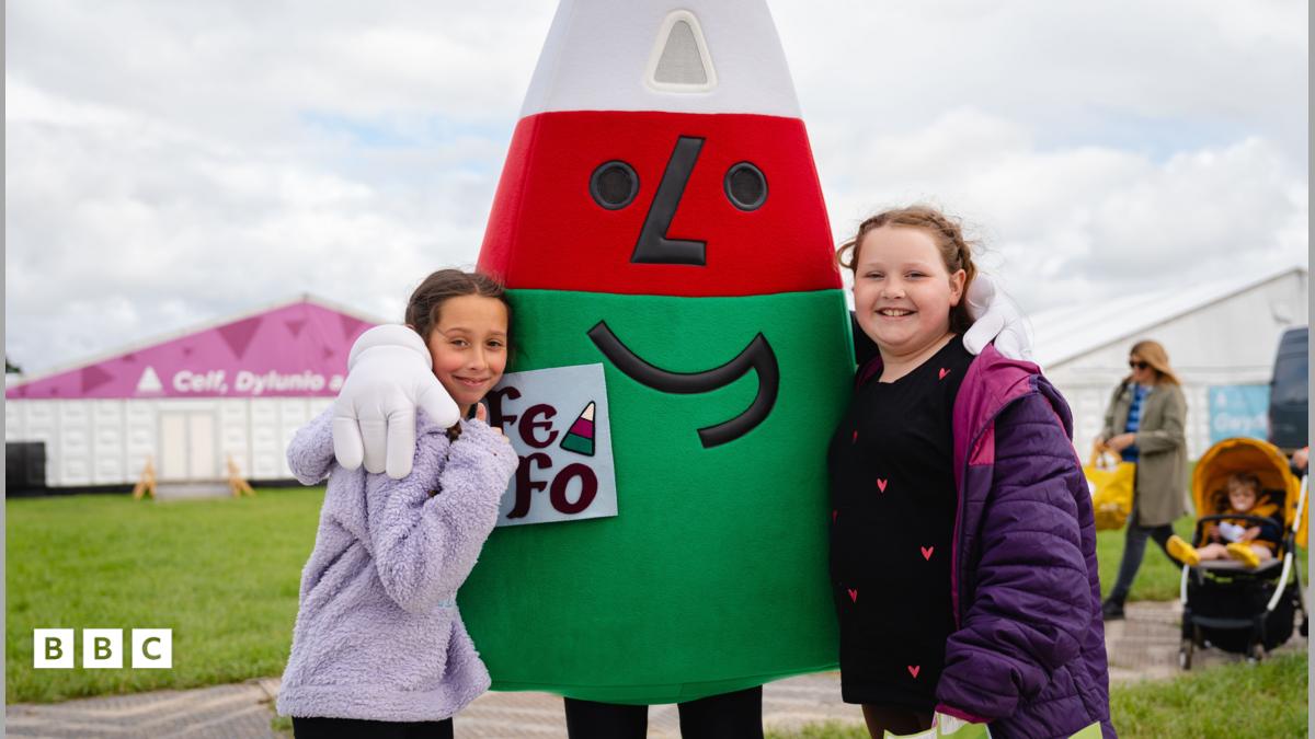 What is the Urdd Eisteddfod? - BBC Newsround