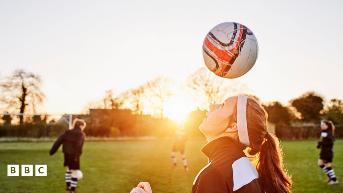 New FA campaign to support girls' football - BBC Newsround
