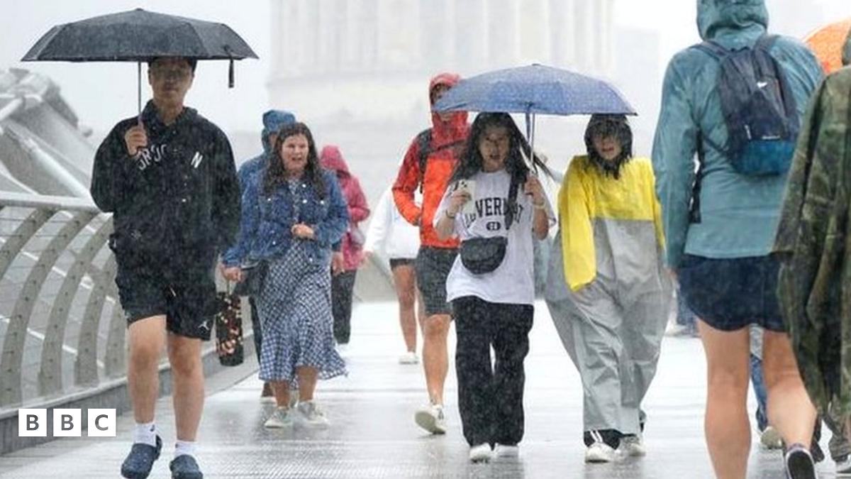 Weather: Heavy rain could lead to floods in south of England on Friday ...