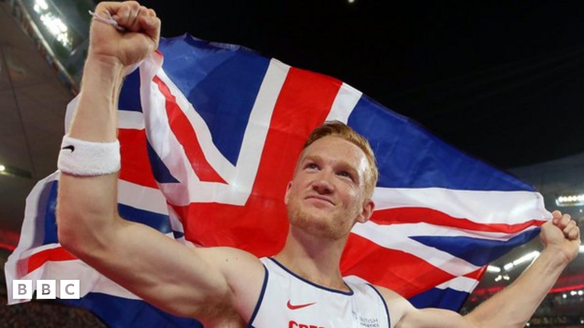 Greg Rutherford wins World Championships long jump gold - BBC Newsround