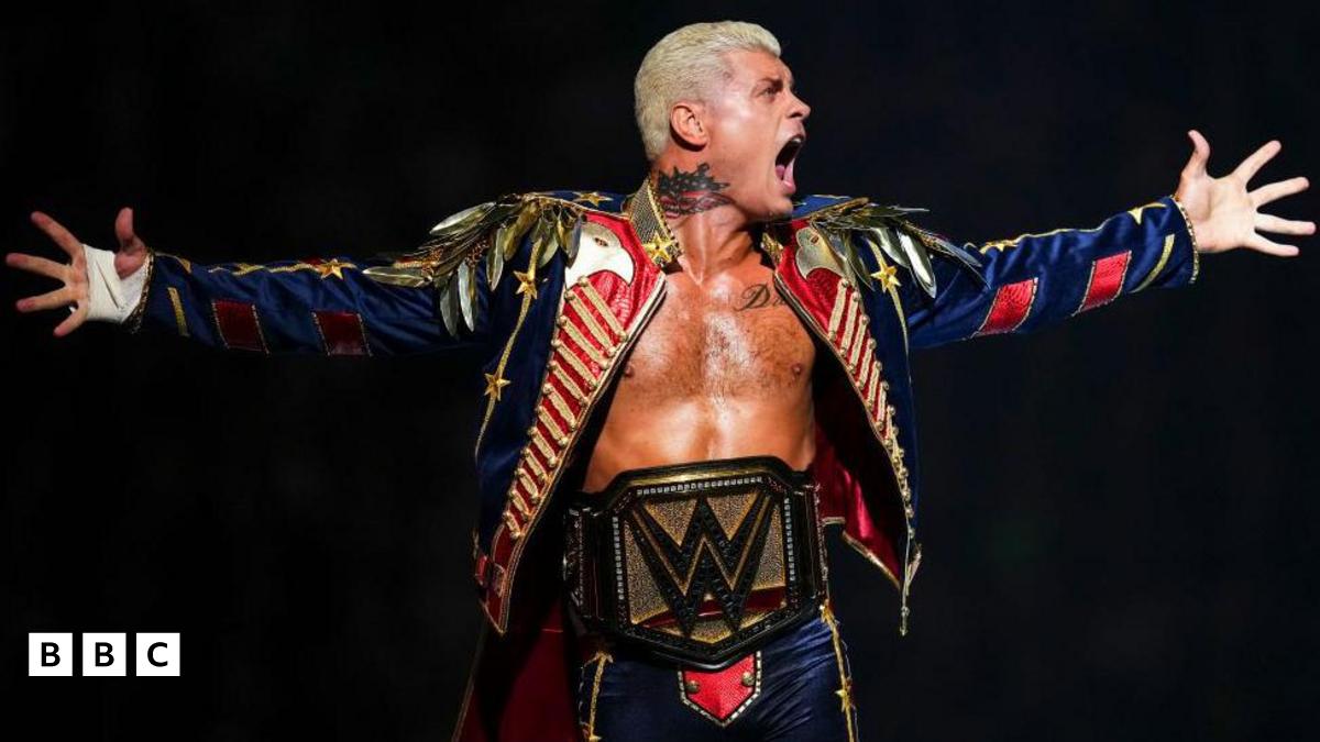 Cody Rhodes WWE Live: WWE's The American Nightmare - BBC Newsround
