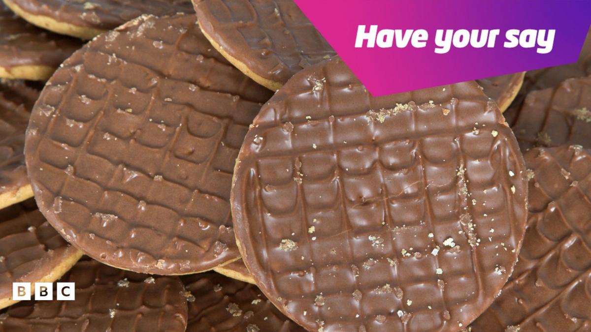 Chocolate digestives: How do you eat them? Choc side up or down? - BBC ...