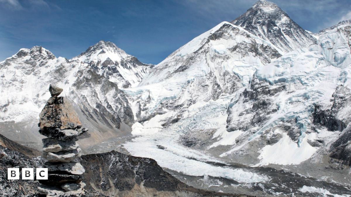 Mount Everest: World's tallest mountain is growing, say researchers ...