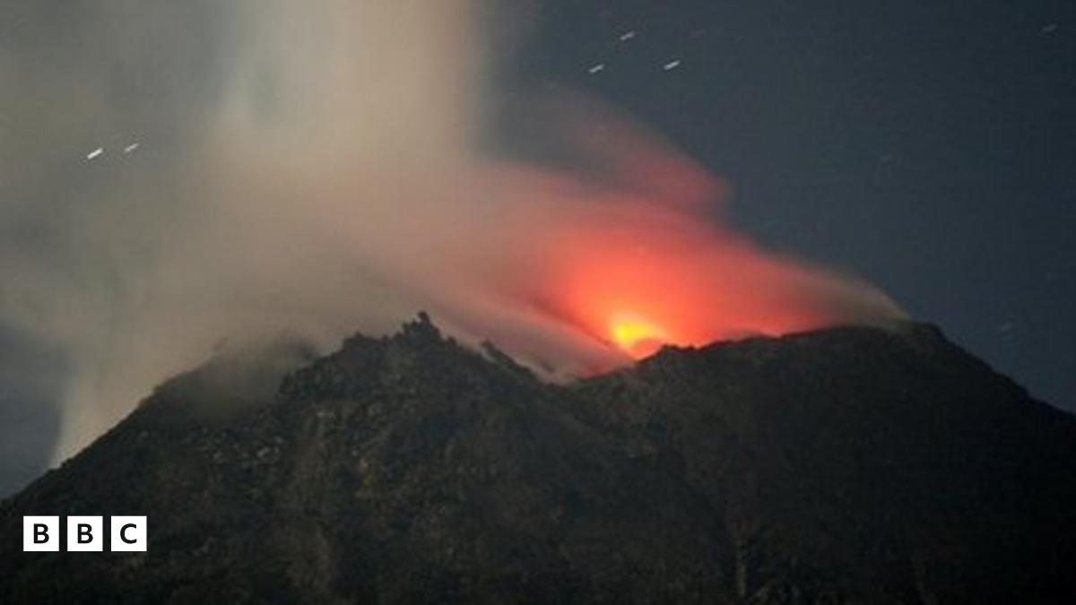 Volcano facts - BBC Newsround