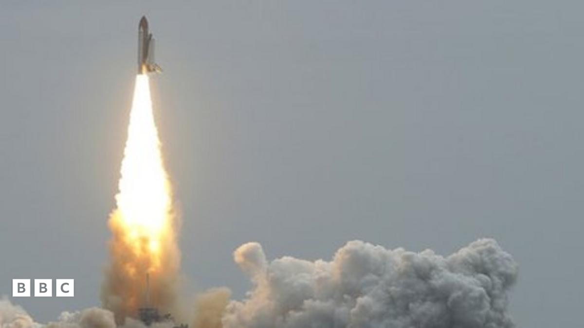 Nasa's final space shuttle mission Atlantis blasts off - BBC Newsround