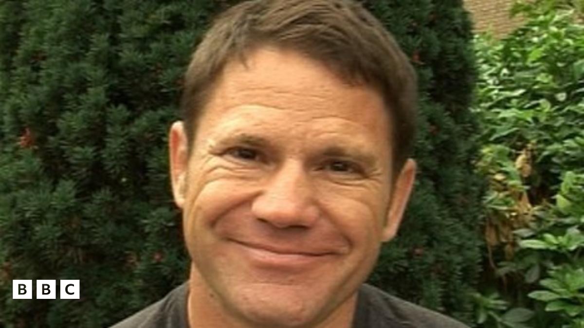 Deadly 60's Steve Backshall talks about when he was 10 - BBC Newsround