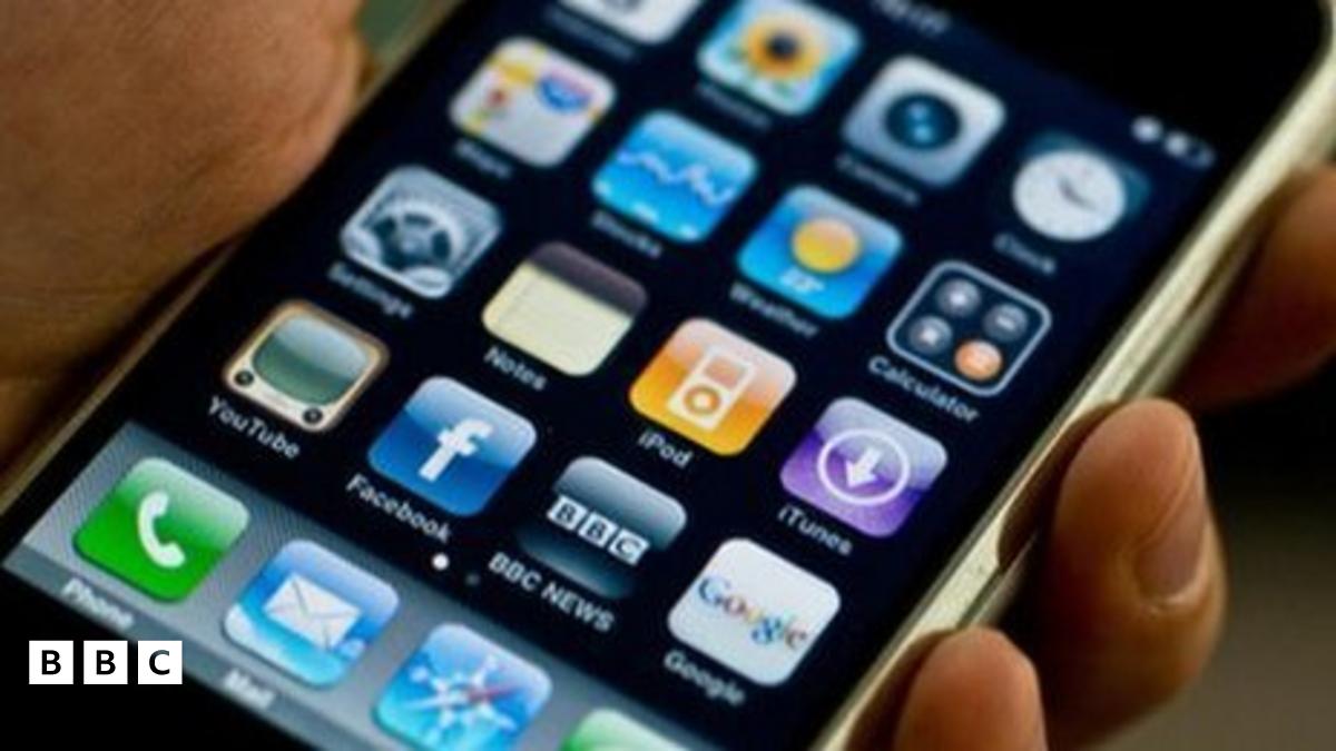 Traces of poo found on millions of mobile phones in UK - BBC Newsround