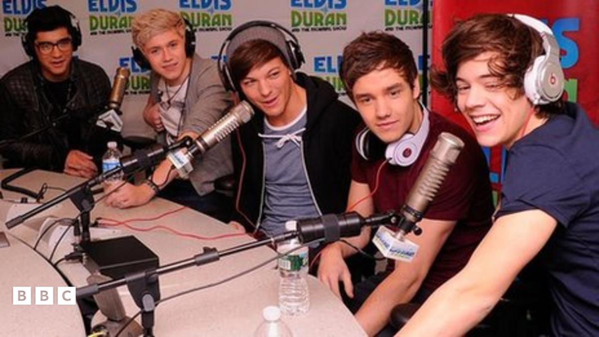 One Direction get number one album in US - BBC Newsround
