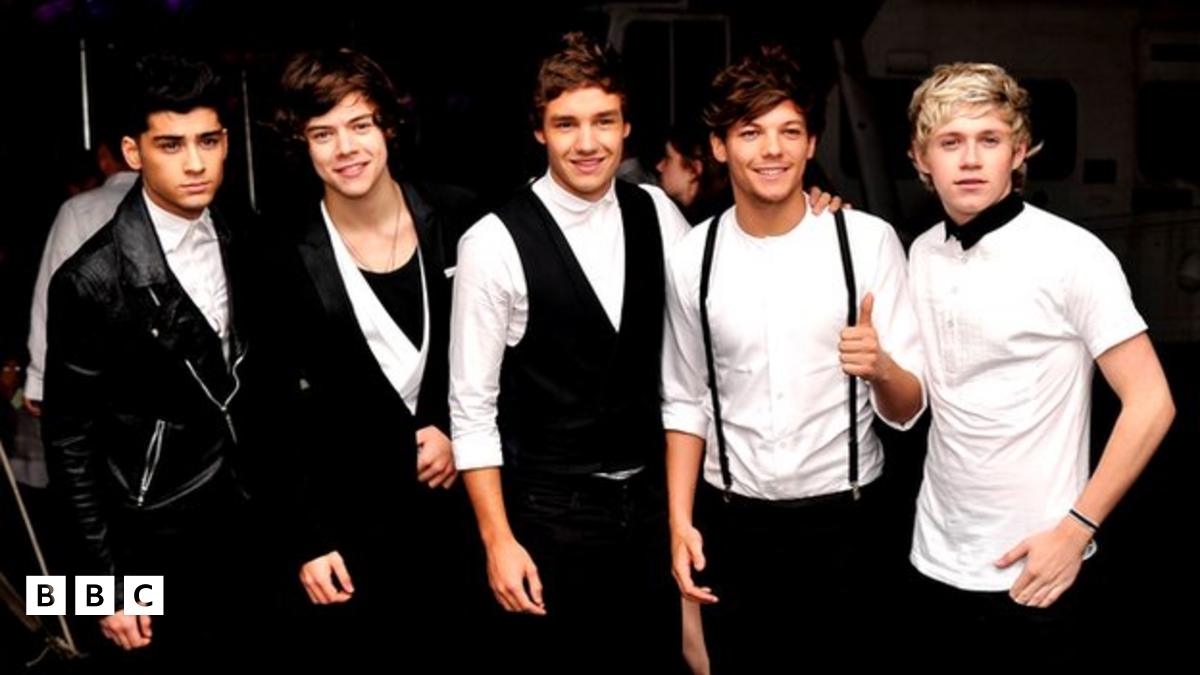 One Direction's Liam catches shark on US fishing trip - BBC Newsround