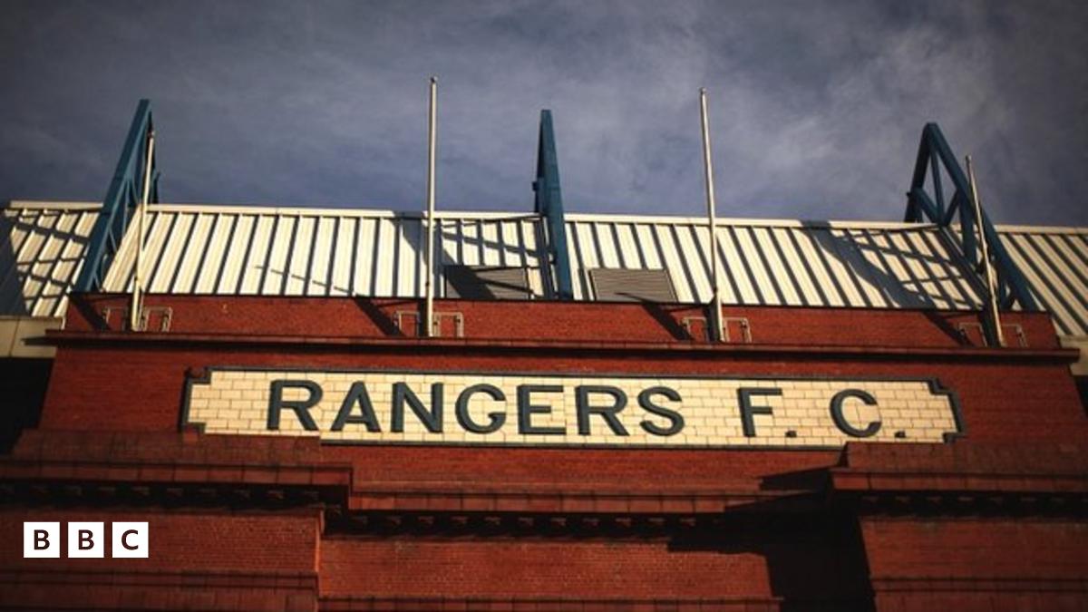 Rangers FC voted into Scottish Third Division - BBC Newsround