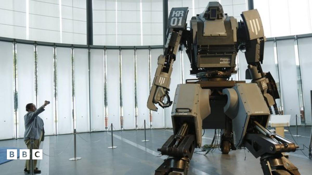 Giant remote-controlled robot is built in Japan - BBC Newsround