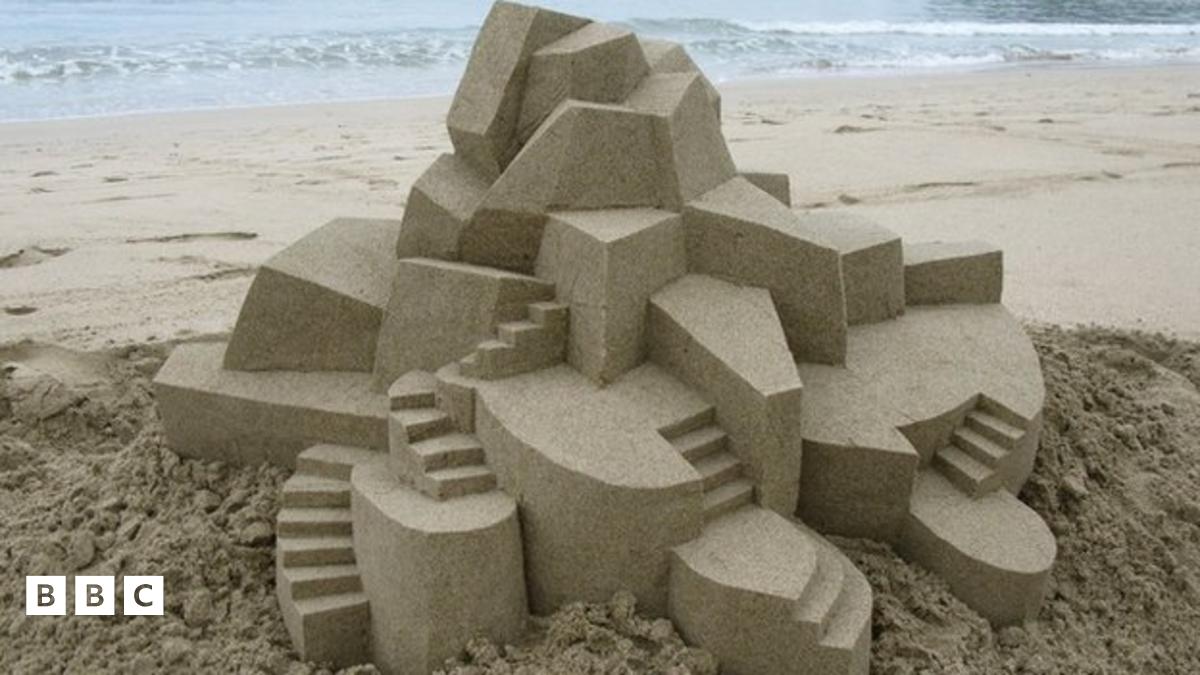 Pictures: Stunning sandcastles photographed on the beach - BBC Newsround