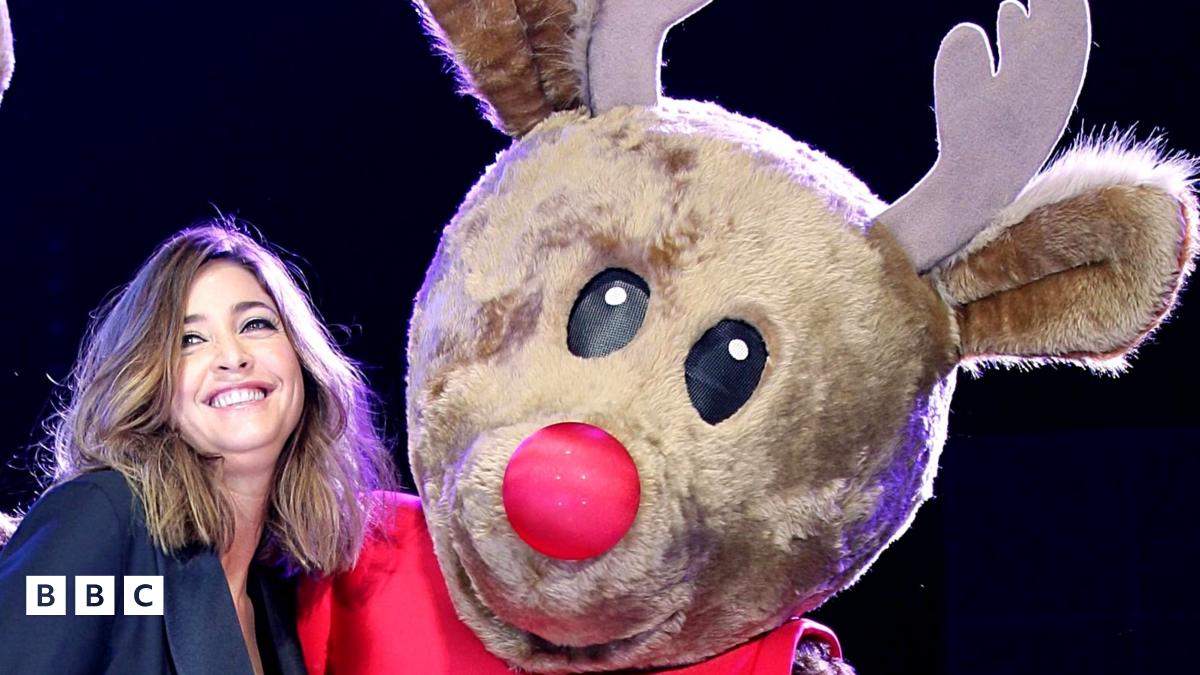 Scientists 'prove' why reindeer Rudolph's nose is red - BBC Newsround