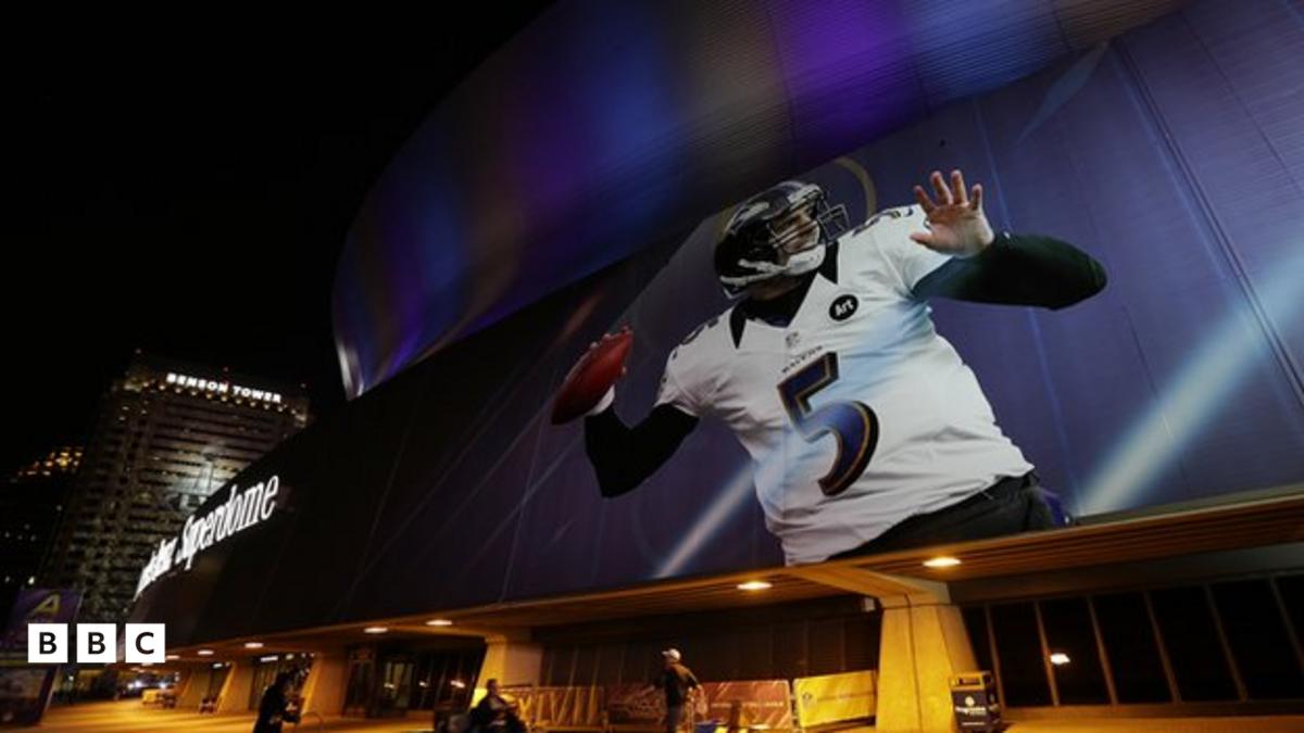 America gets ready for the Super Bowl - BBC Newsround