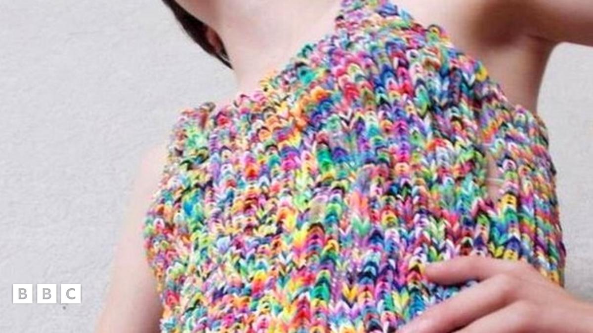 Loom bands dress sells for more than £170,000 - BBC Newsround
