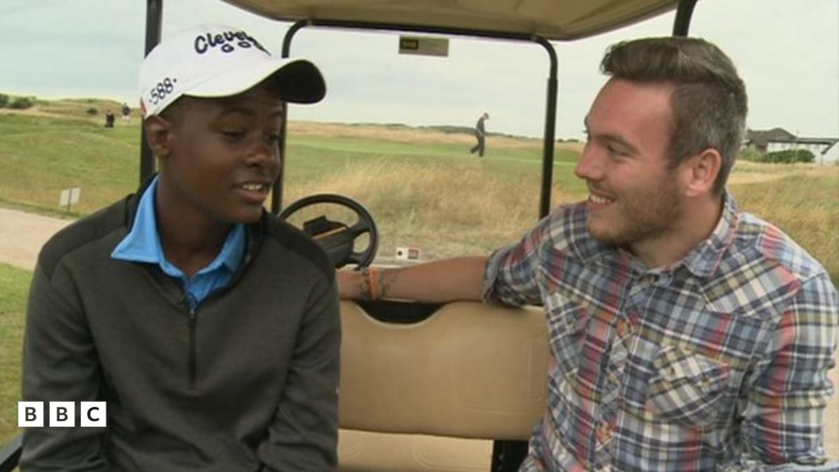 Martin meets young golfers at the Junior Open - BBC Newsround