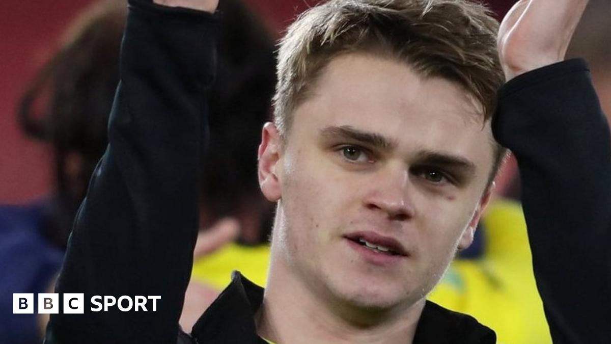 MK Dons: Jake Hesketh and Stephen Walker join on loan - BBC Sport
