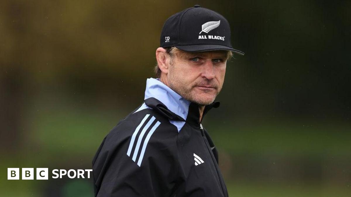 Ireland vs New Zealand: All Blacks head coach Scott Robertson looking ...