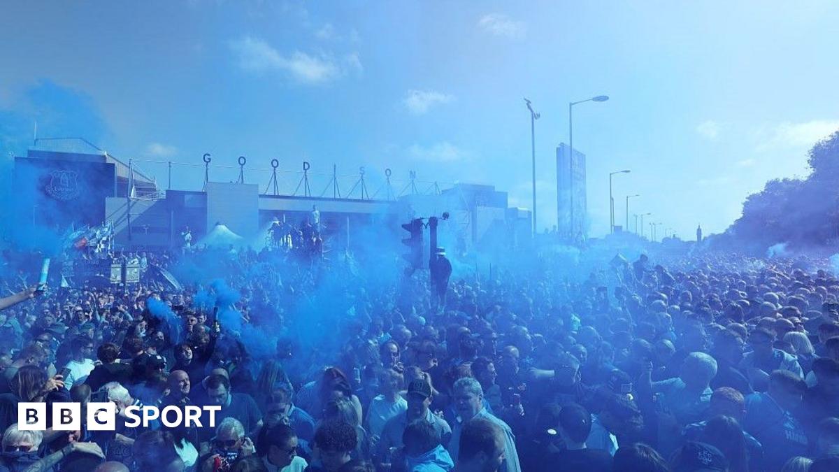 Goodbye to Goodison - relive the historic day in photos - BBC Sport