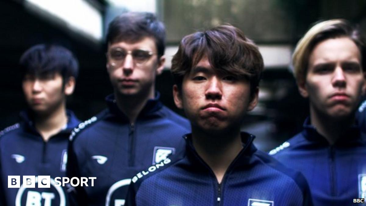 Excel Esports: What is life like inside a professional esports team ...