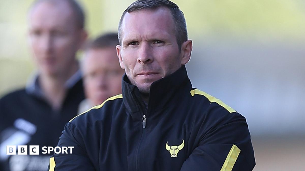 Oxford United: Michael Appleton hails dominant display - BBC Sport