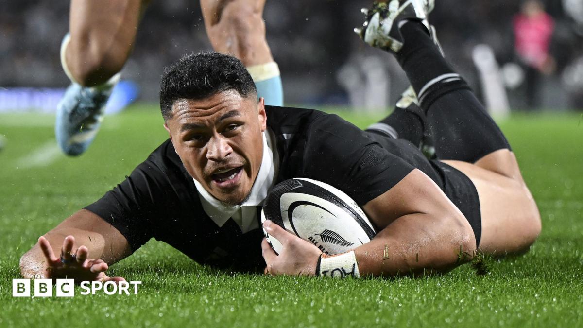 Ireland v New Zealand: All Blacks wing Caleb Clarke discusses his Irish ...