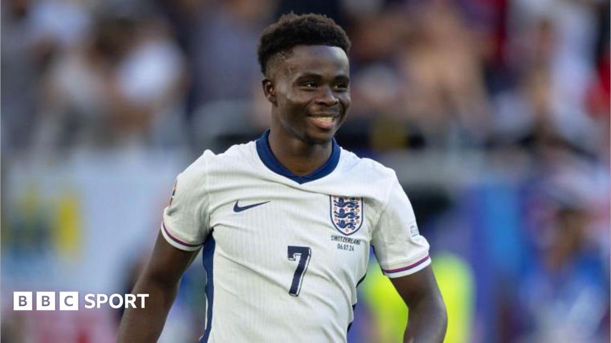 Arsenal news: Bukayo Saka's 'smile was special' - BBC Sport