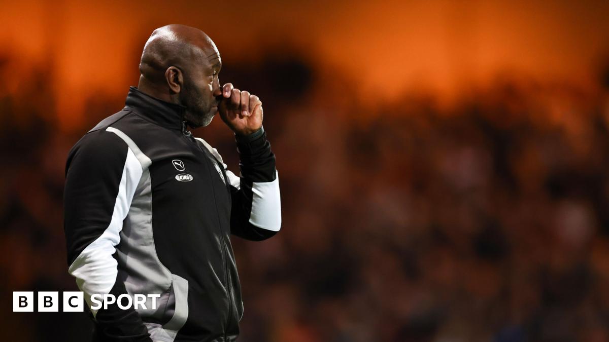 Port Vale: Darren Moore feels the energy from Vale Park crowd - BBC Sport