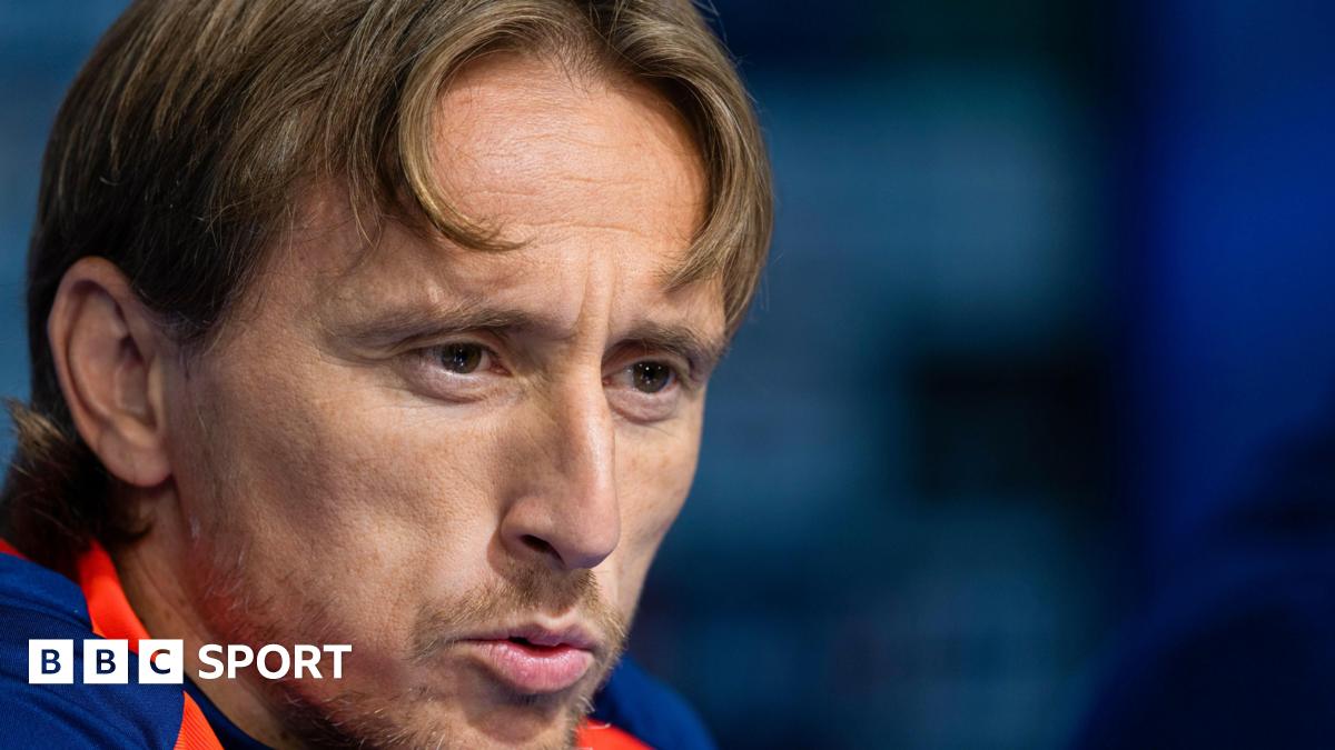 39-year-old Modric 'motivated by love' to still represent Croatia - BBC ...