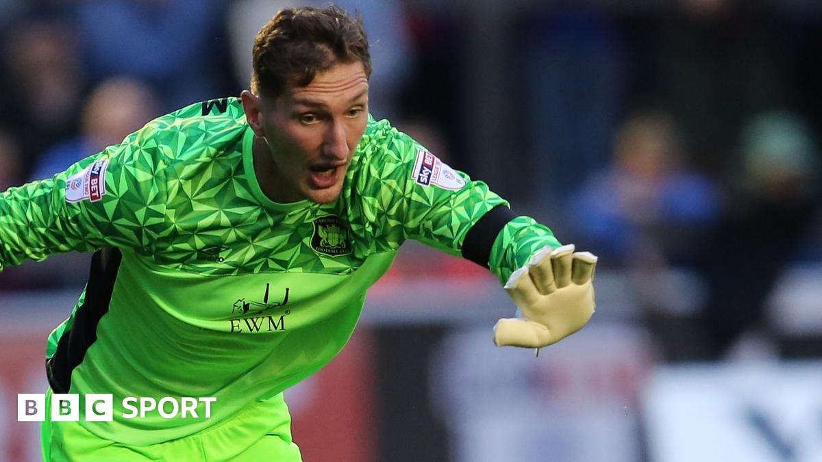 Jack Bonham: Brentford keeper joins Bristol Rovers - BBC Sport