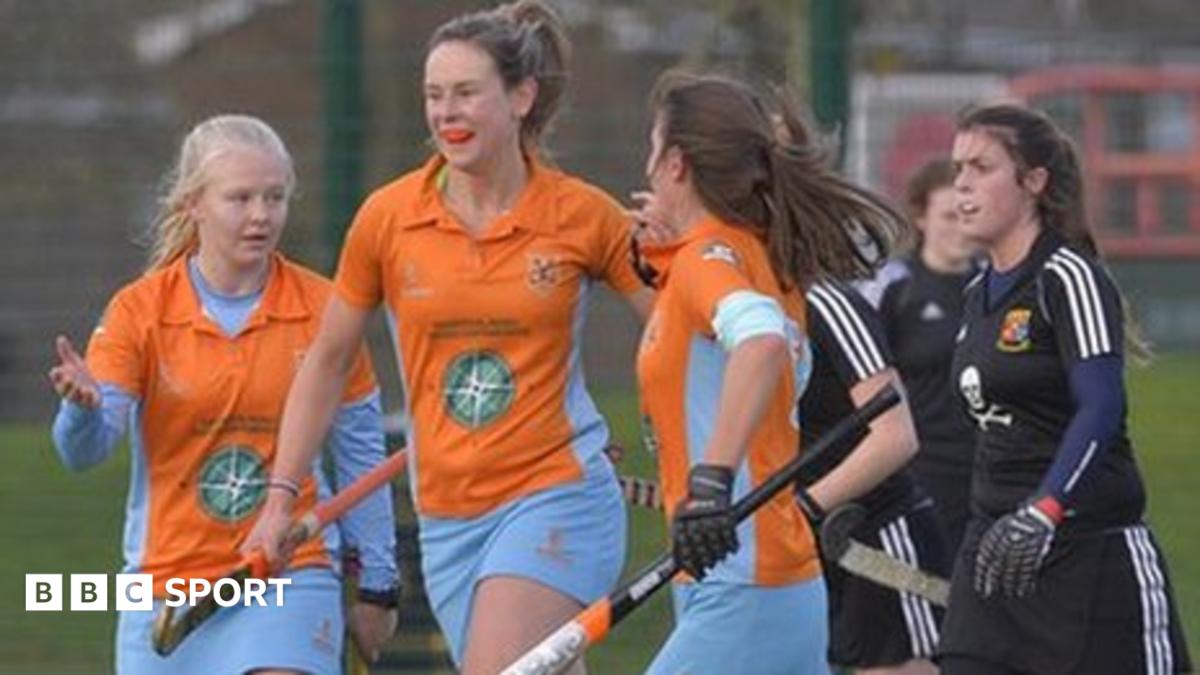 Irish Hockey League: Ulster Elks draw and trail Hermes by four - BBC Sport