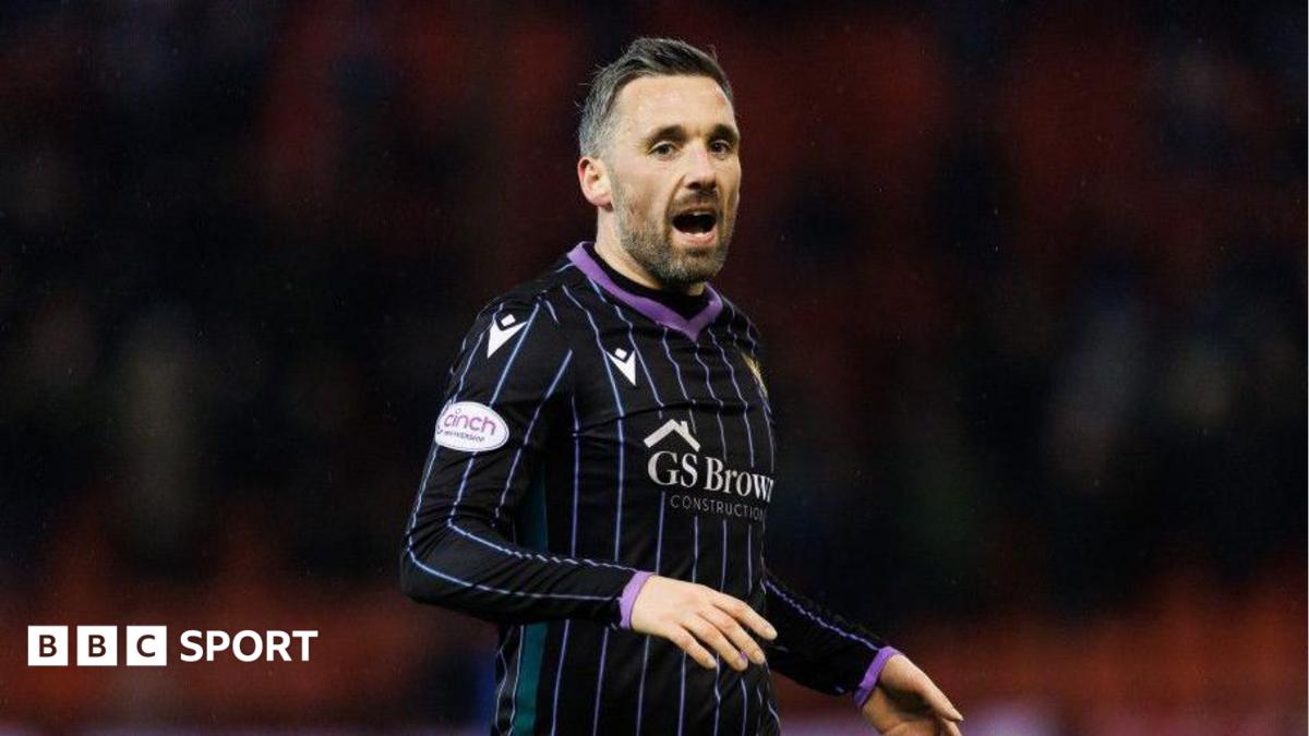 'Need to perform like that until end of season' - Clark - BBC Sport