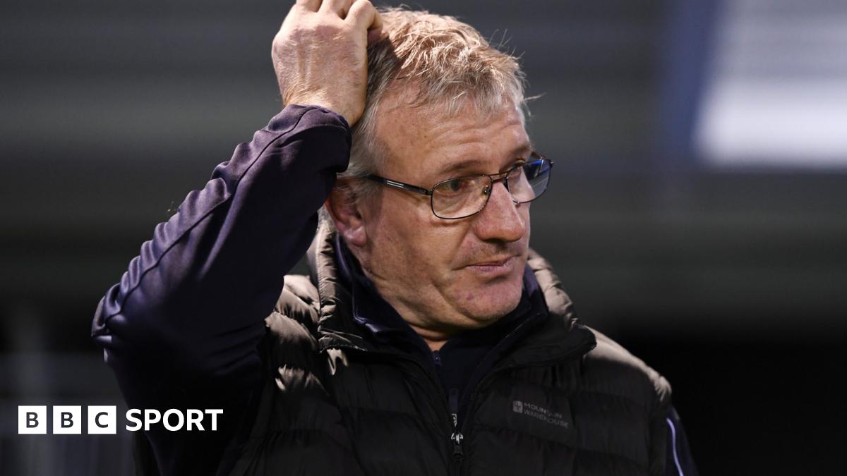 Tim Flowers: Barnet part company with boss after 10 defeats in 11 - BBC ...