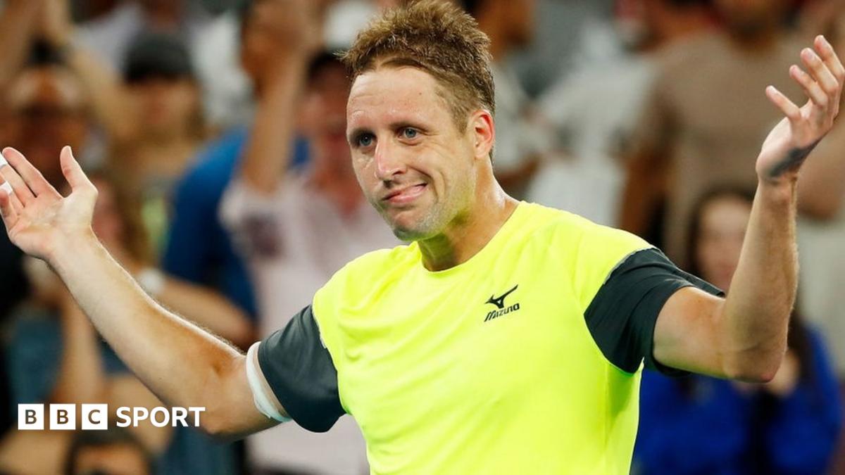 Australian Open: Tennys Sandgren apologises for gay club tweet - BBC Sport