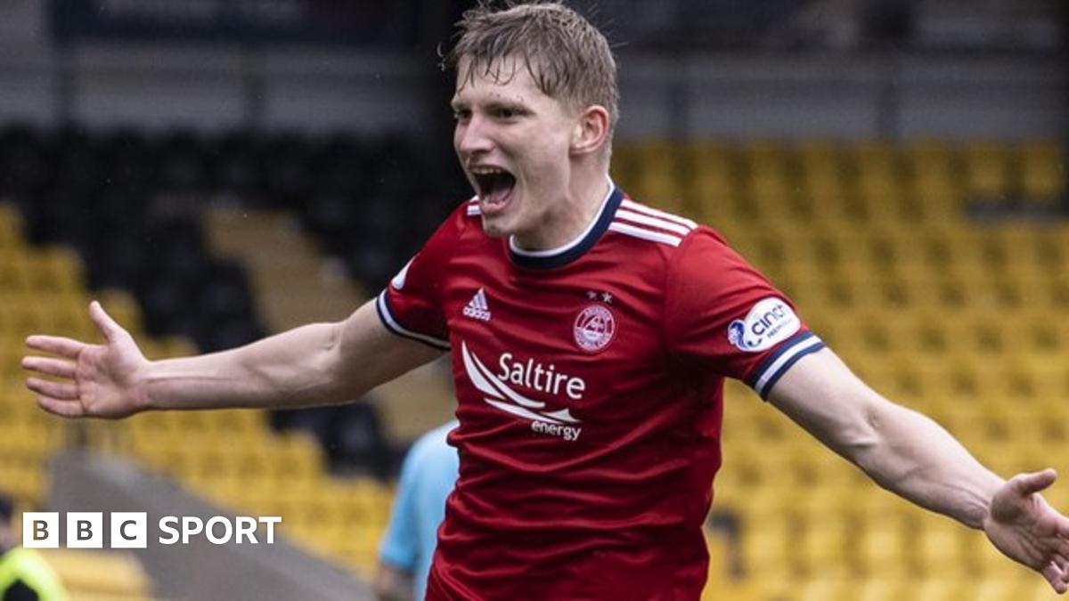 Aberdeen: Jack MacKenzie extends contract until 2025 - BBC Sport