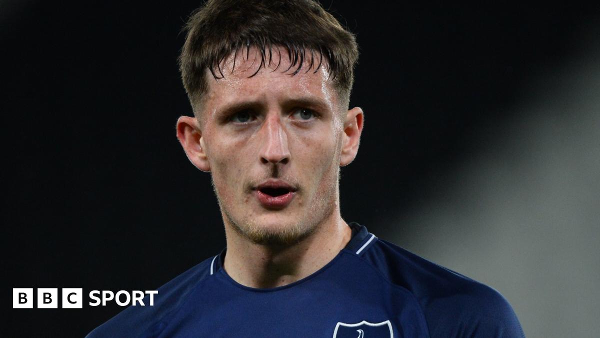 Ryan Loft: Tottenham Hotspur striker joins Exeter City on loan - BBC Sport