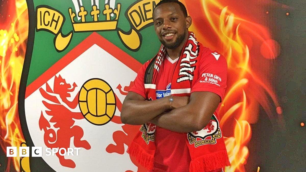 Anthony Jeffrey: Winger leaves National League side Wrexham - BBC Sport